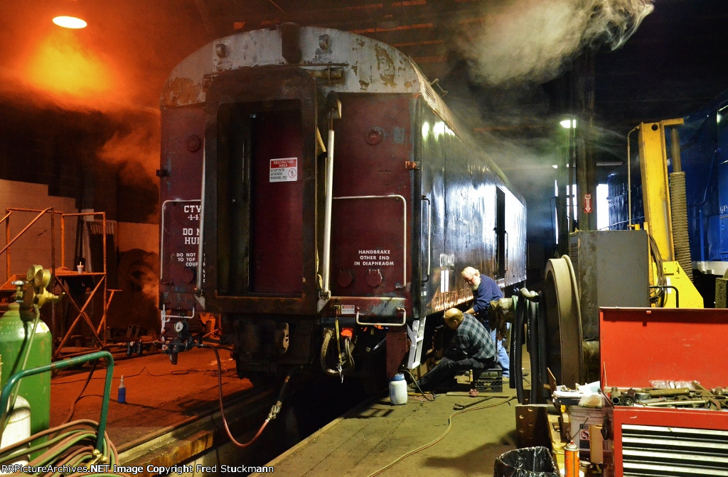 CTVX 4412 gets attention.